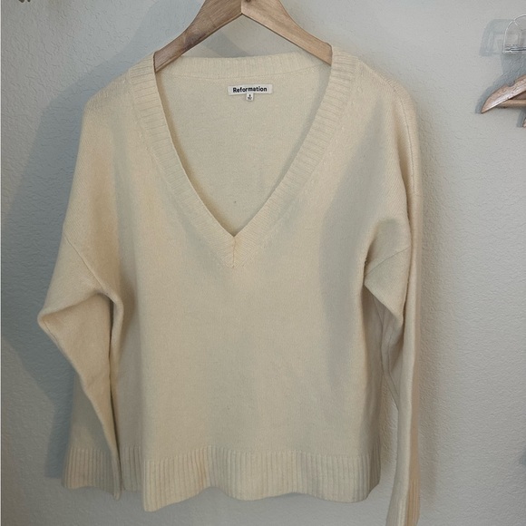 Reformation | Sweaters | Reformation V Neck Sweater Size S | Poshmark